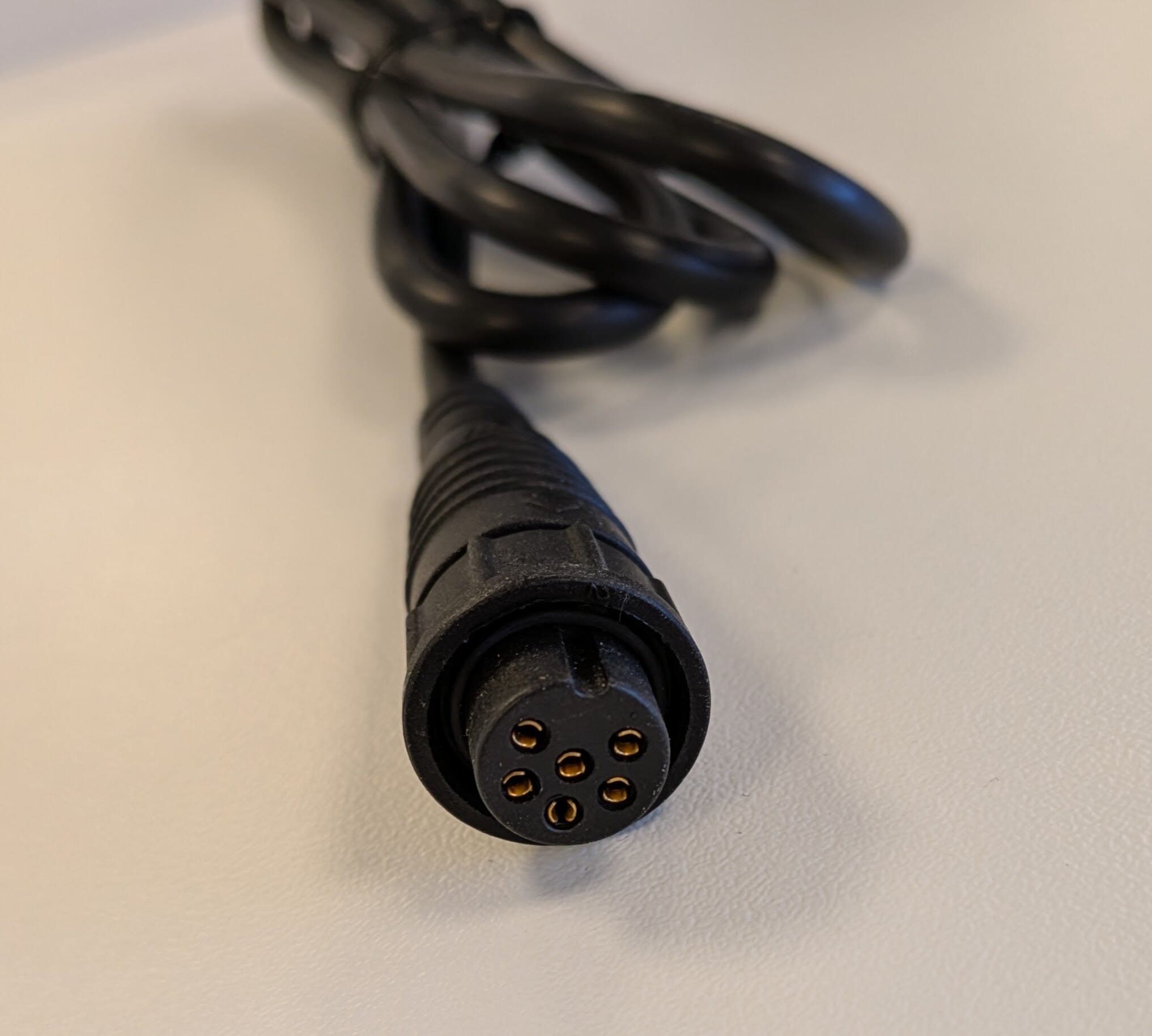 6 pin data kabel - Brommeland Elektronikk AS